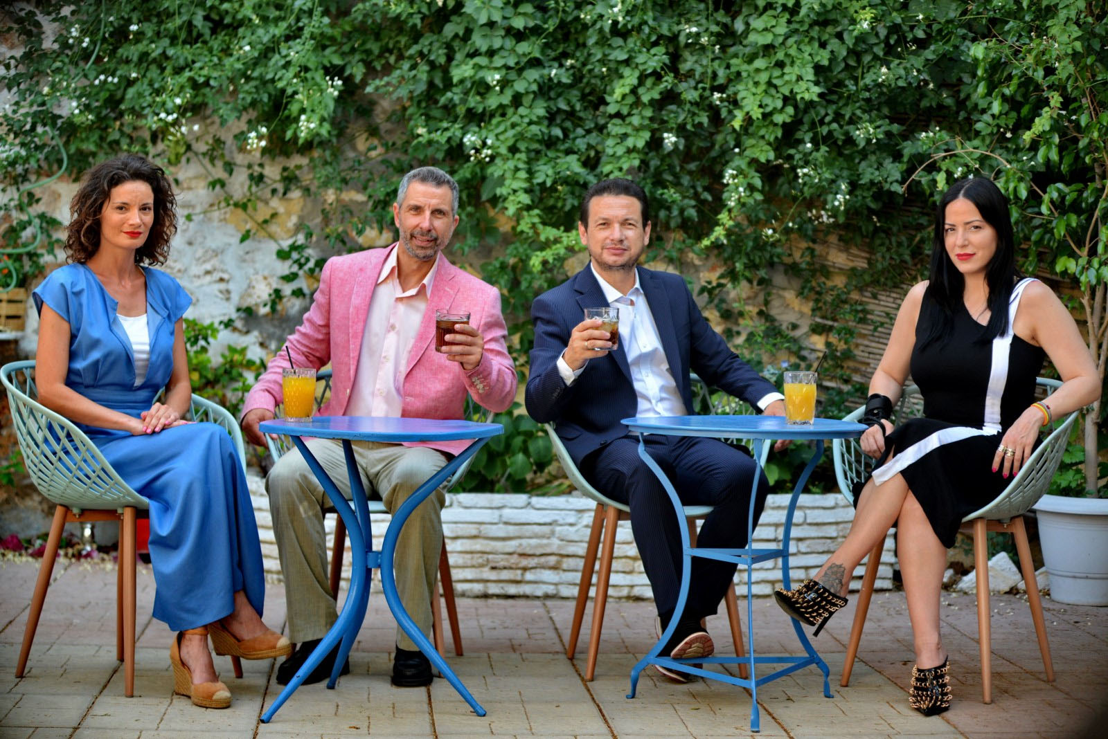 Creatists Briding Creative Industry professionals | ΘΕΑΤΡΙΚΕΣ ΠΑΡΑΓΩΓΕΣ